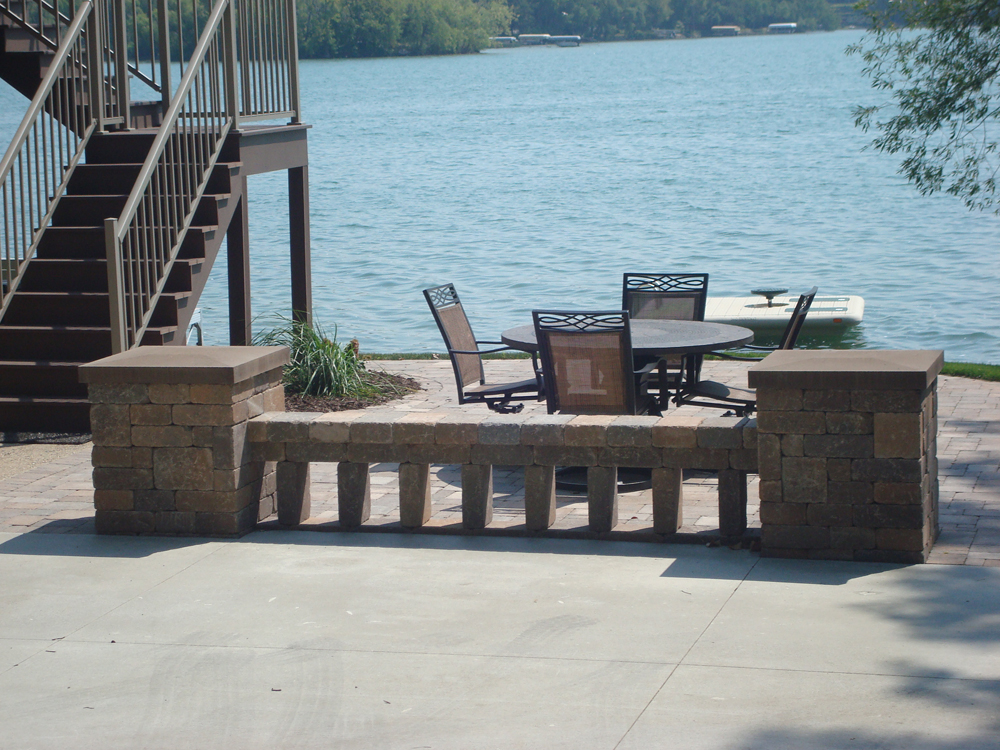 landscape-lakefront-patio - Colorful Seasons